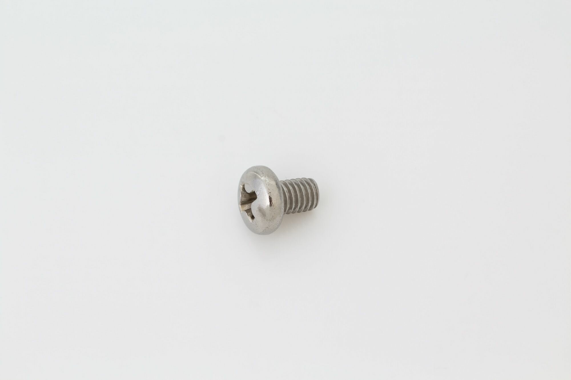 Винт М4*6 GB/T818