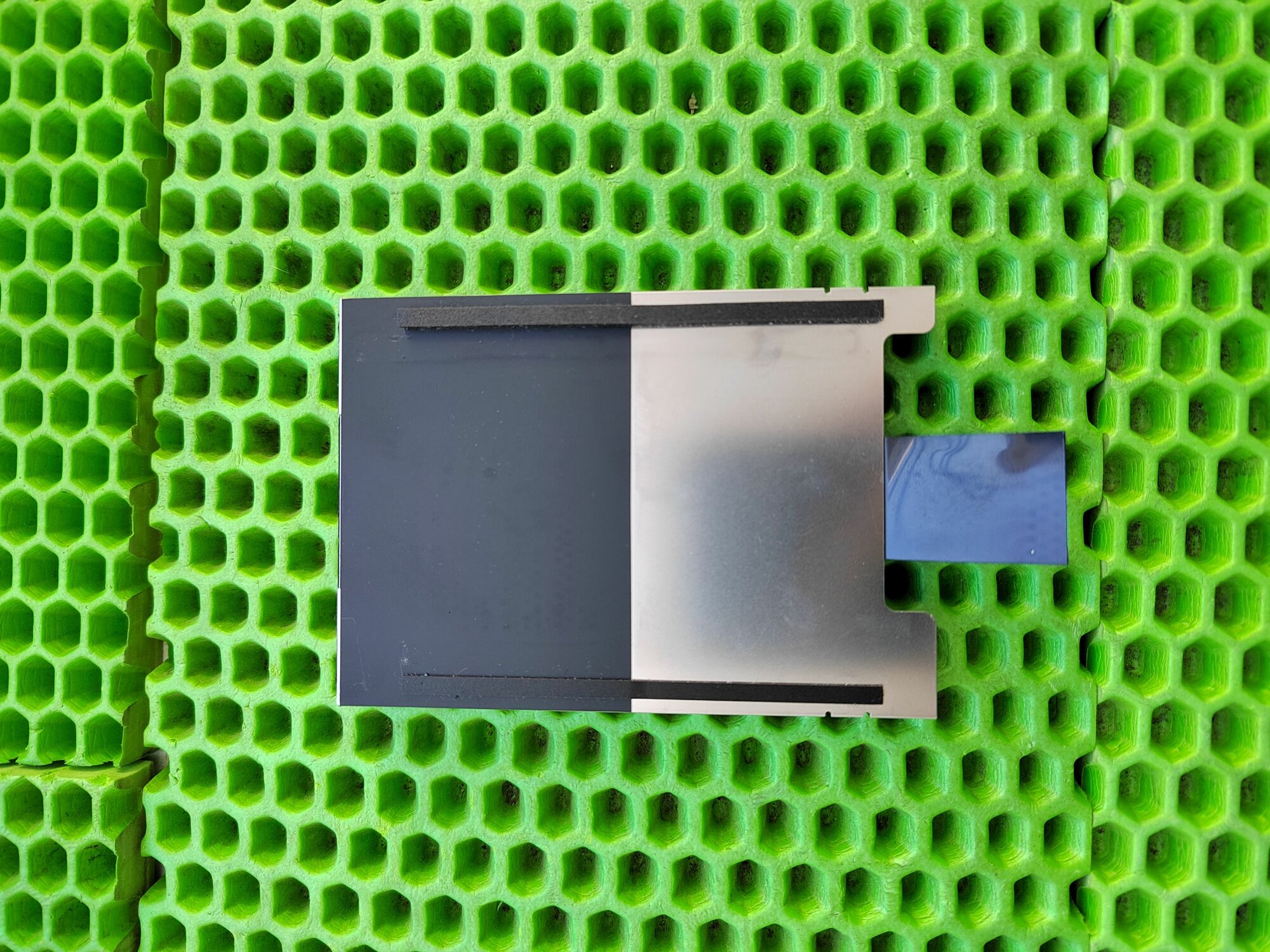 Крепление HDD Lenovo IdeaPad Y510