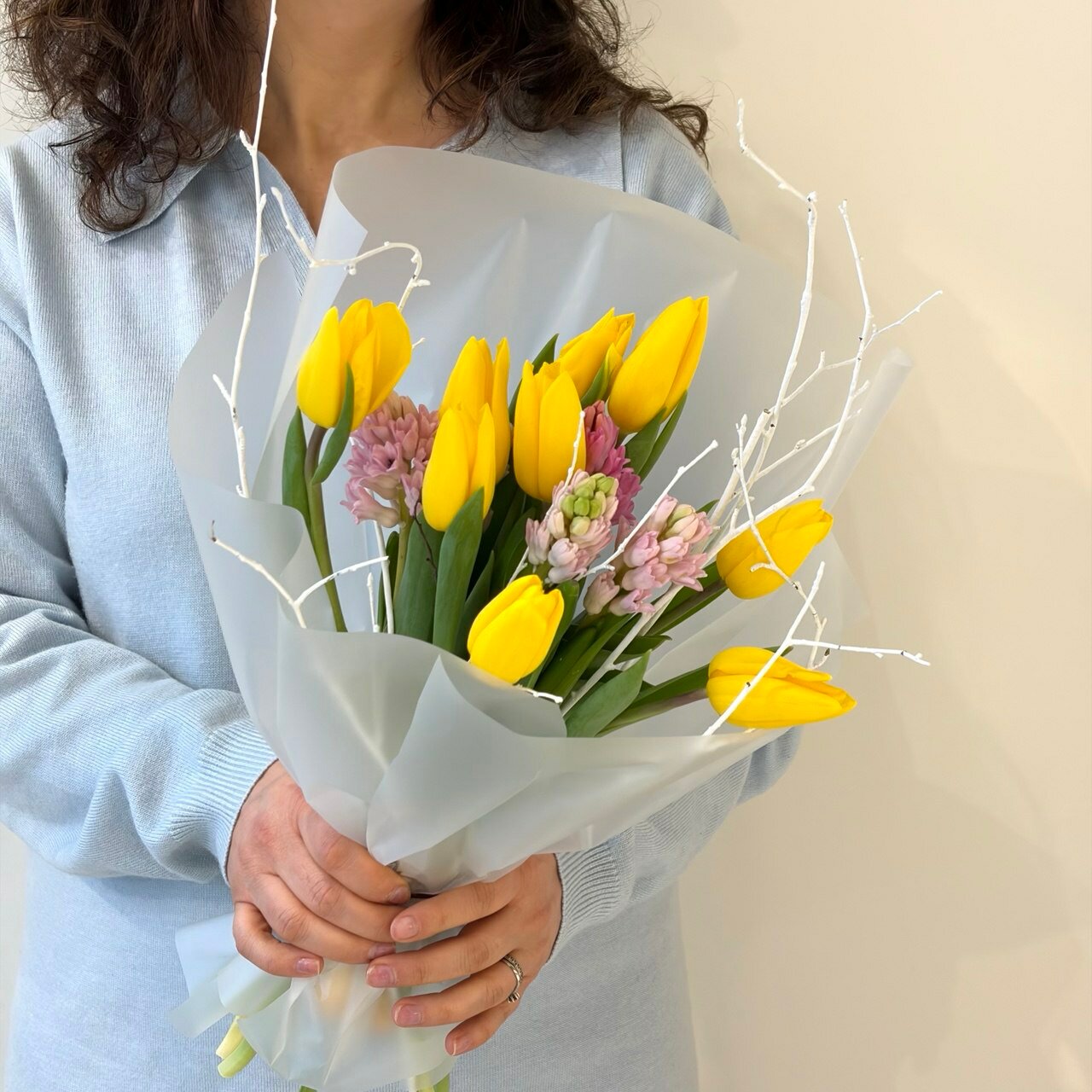 Букет желтых тюльпанов с гиацинтами #968