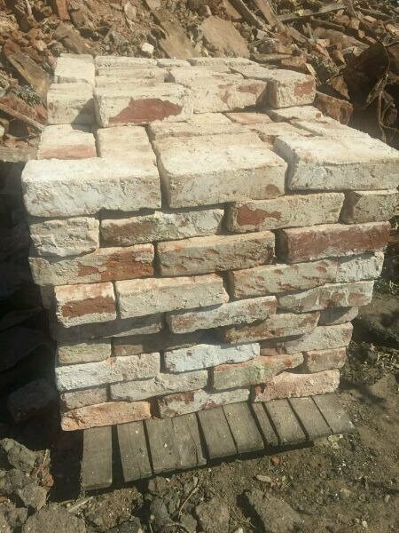 Лофт декоративный старинный старый кирпич 19 века