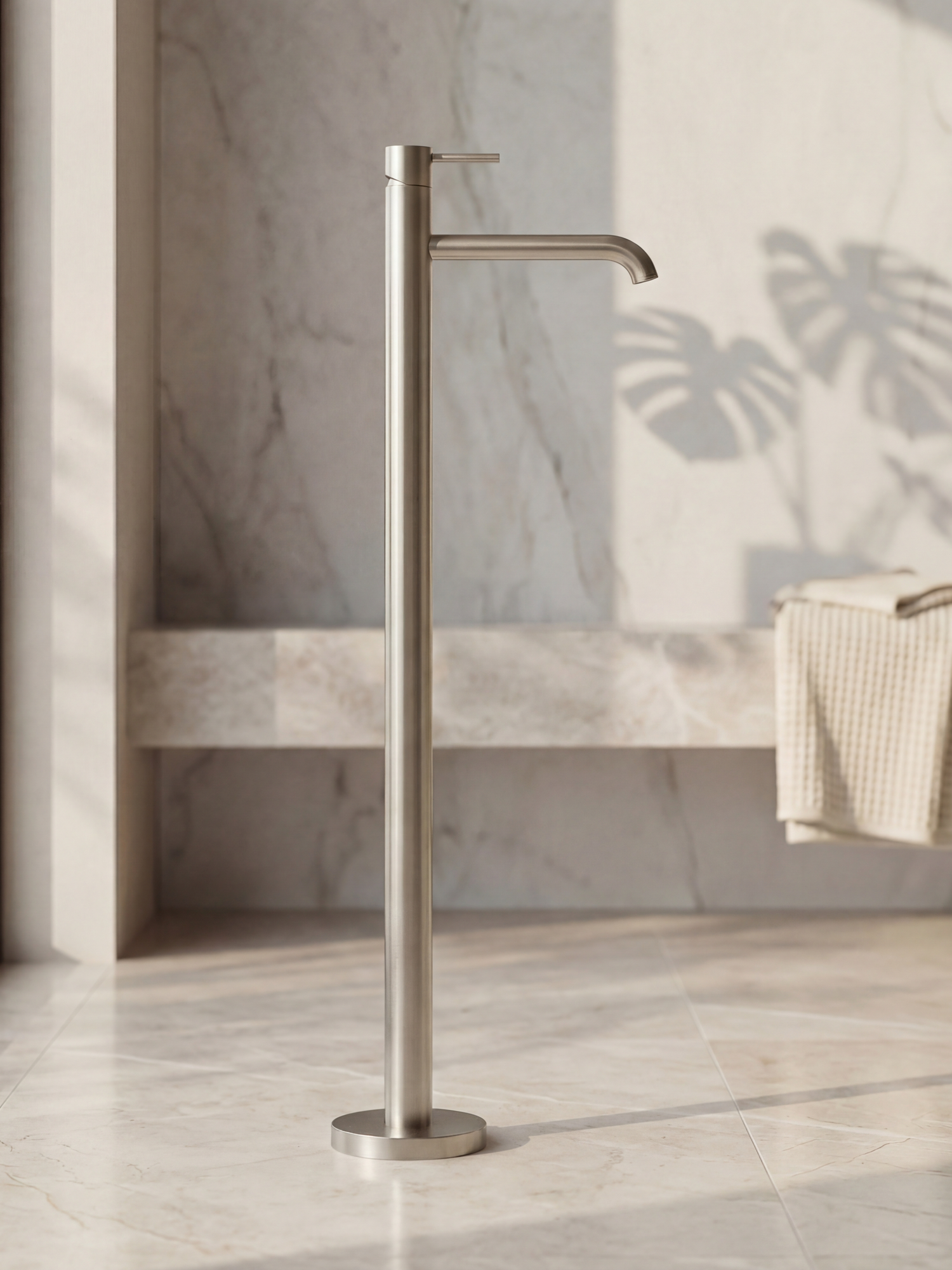 Смеситель для раковины в ванную напольный высокий AltroBagno, никель