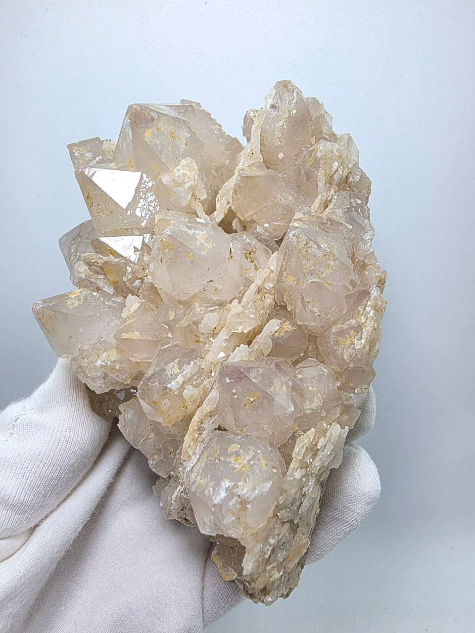 Друза кварца 136 мм, 828 г.