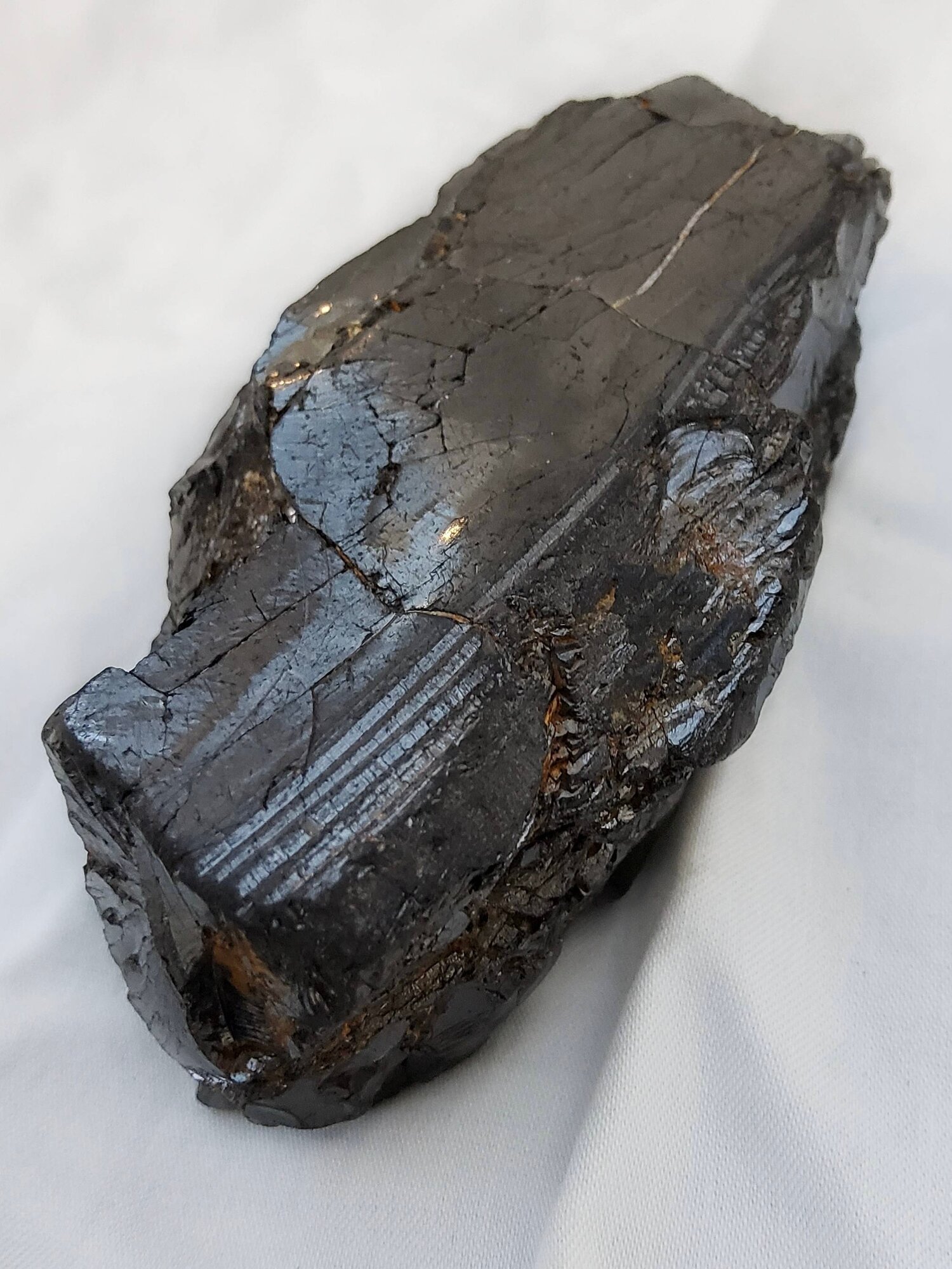 Шунгит натуральный элитный. Образец для коллекций 100 гр