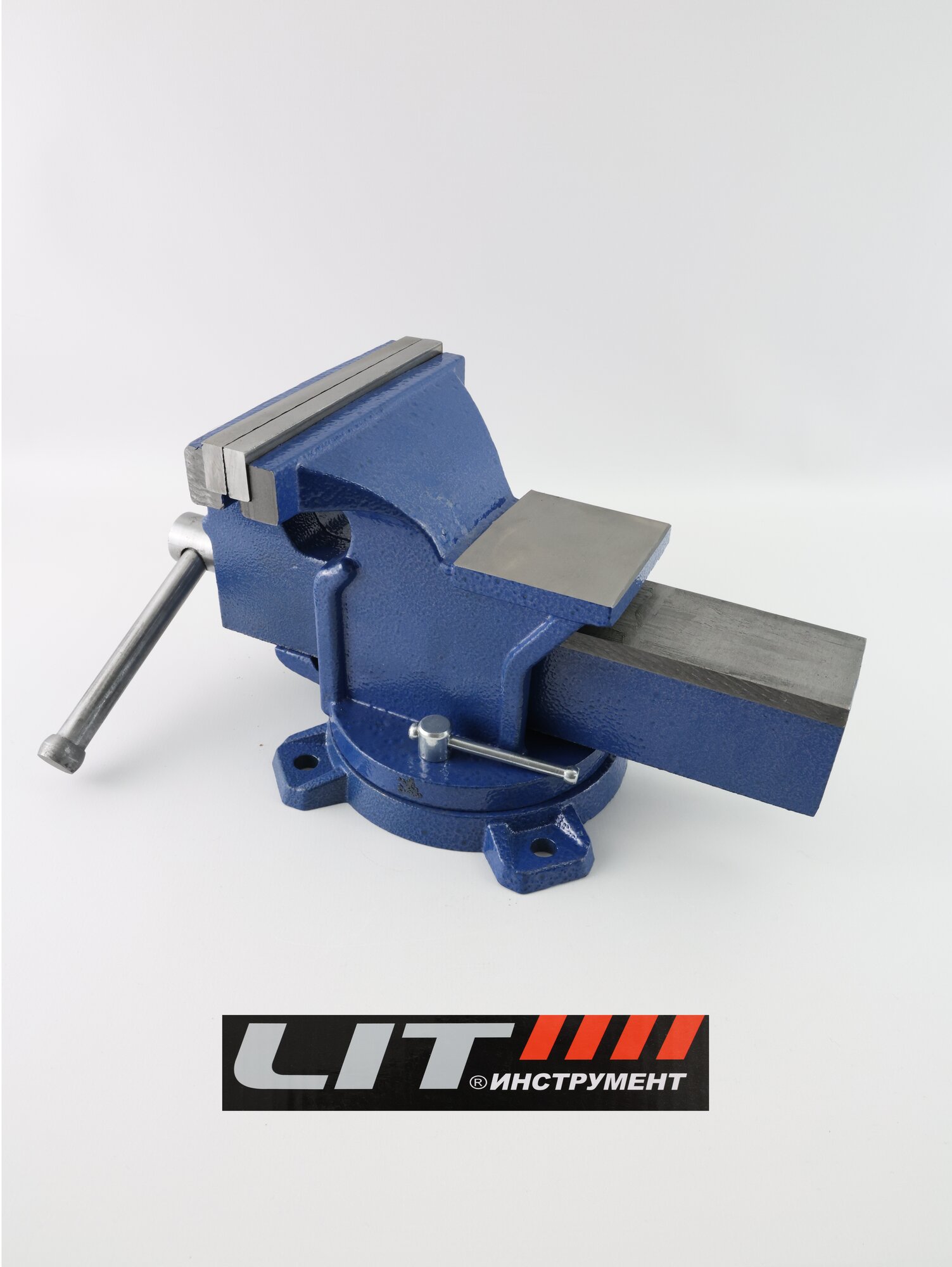 Тиски слесарные 150мм LIT поворотные с наковальней