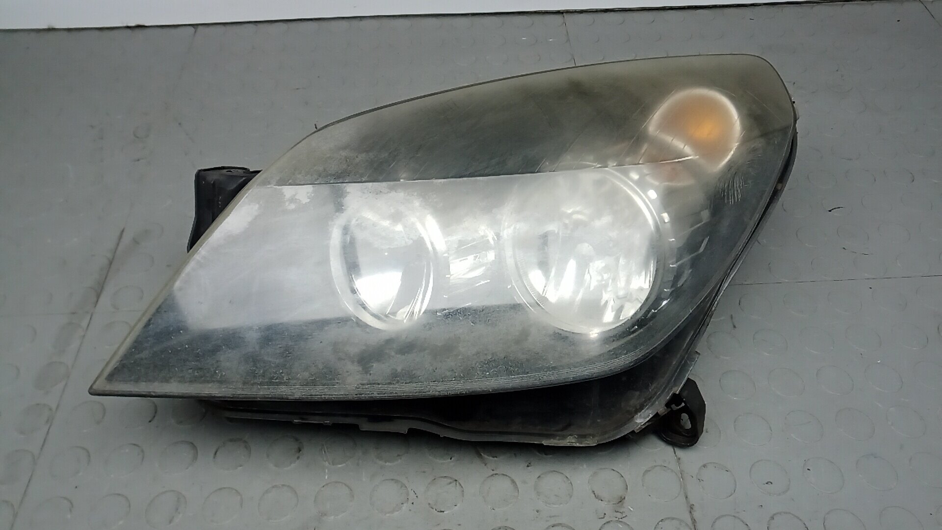 Фара левая OPEL ASTRA H