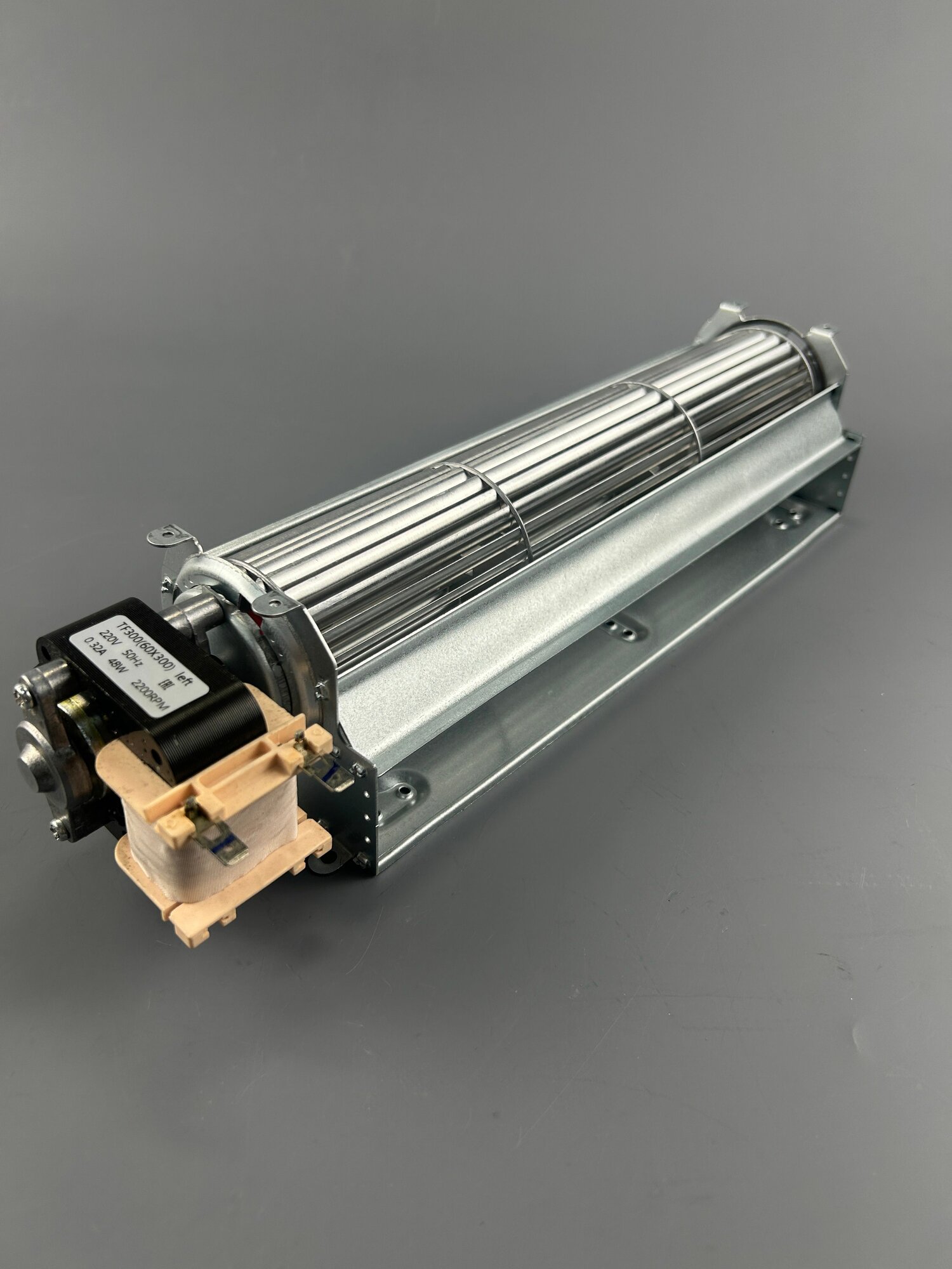 Вентилятор тангенциальный 48W 220V 2200RPM TF300х60 левый