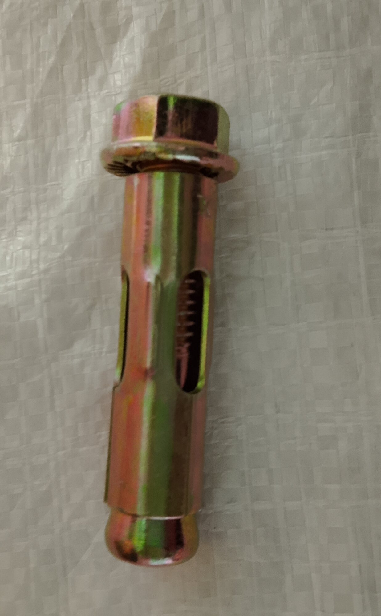 Анкер - болт с гайкой Ø 16 х 65 мм в комплекте 2 штуки.