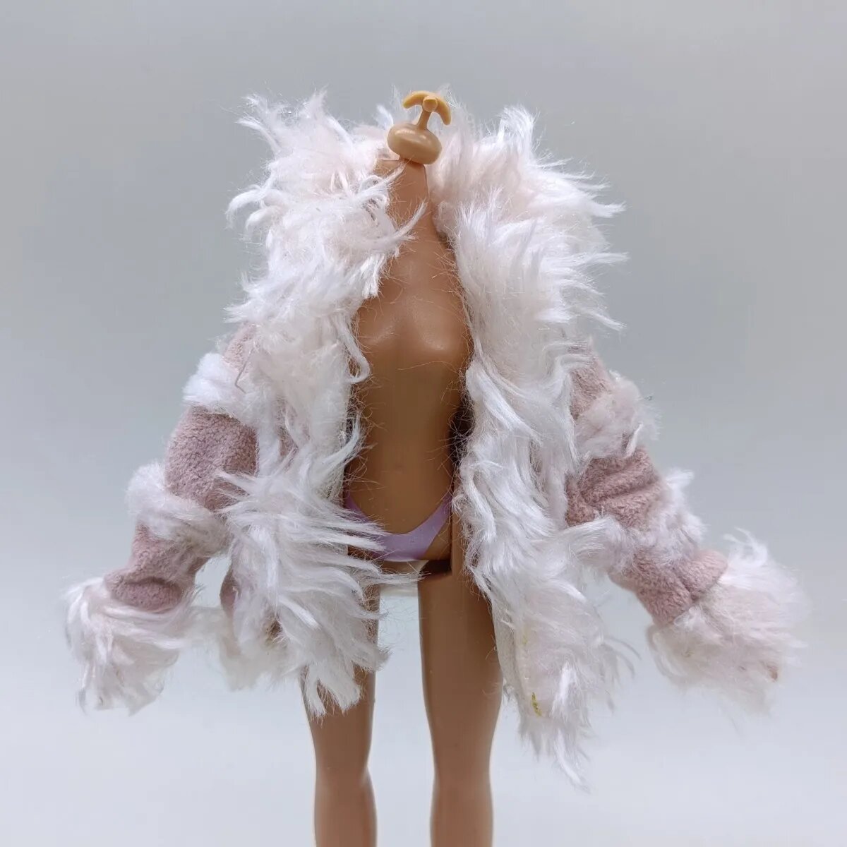 Модная одежда для кукол Bratz и Monster High 30 см