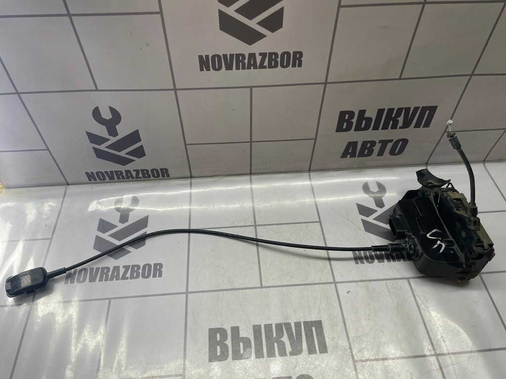 Замок двери передней левой Renault Megane 2 02-09