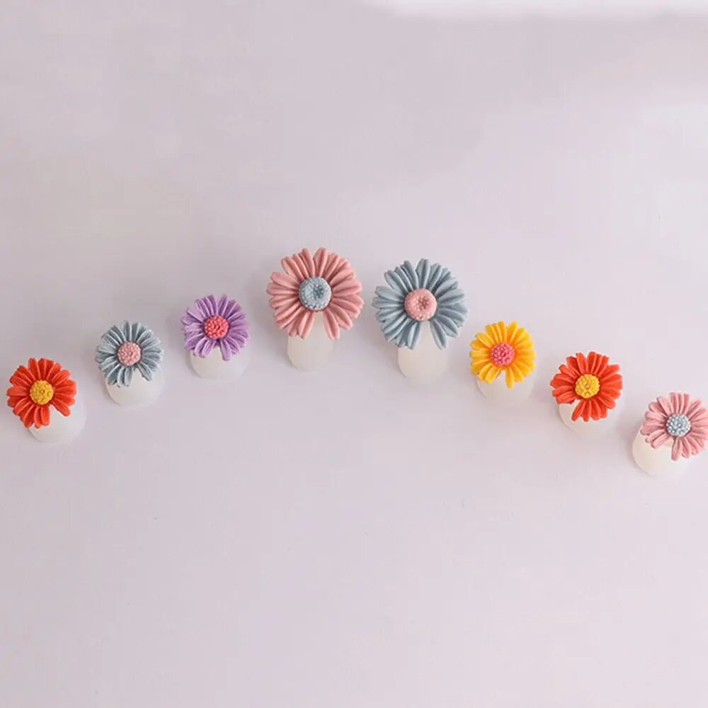 Силиконовый сепаратор для ногтей Salon Candy Color