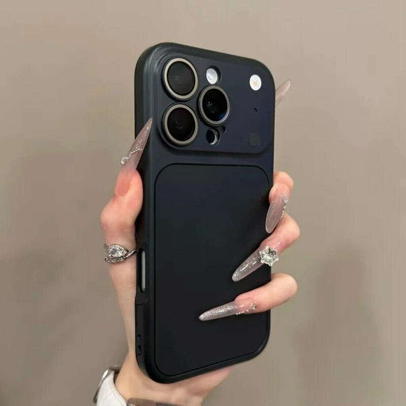 Черный чехол для iPhone 17 Pro Max