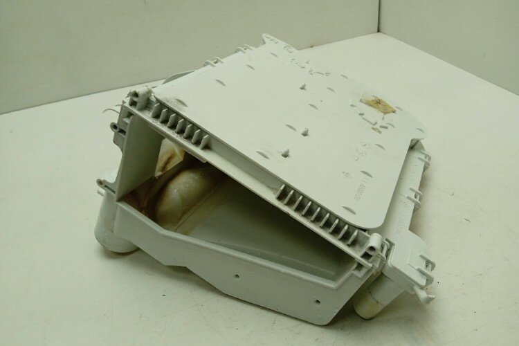 ZWG7102V кт137 Бункер дозатора для стиральной машины Zanussi 110489000 б/у