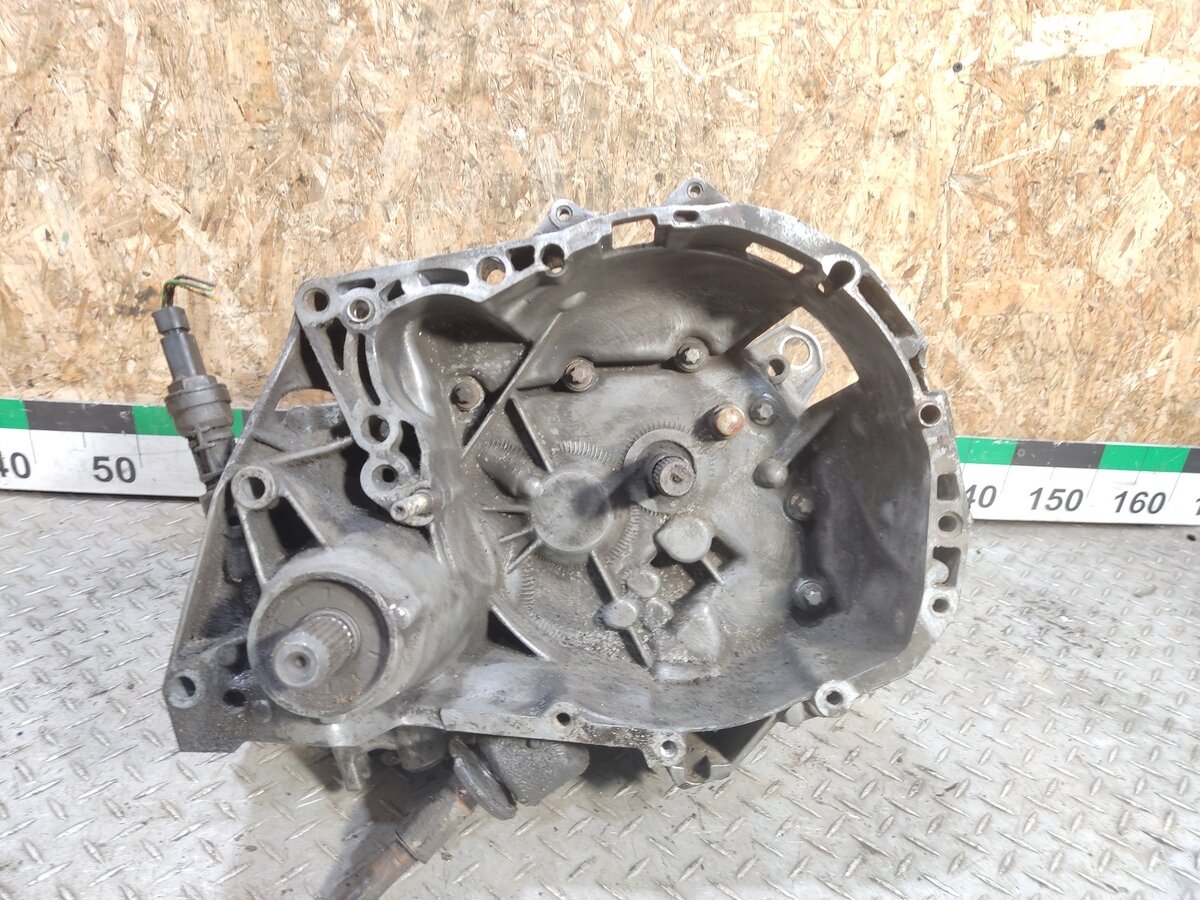 МКПП RENAULT Symbol 1998 2008 7702302002