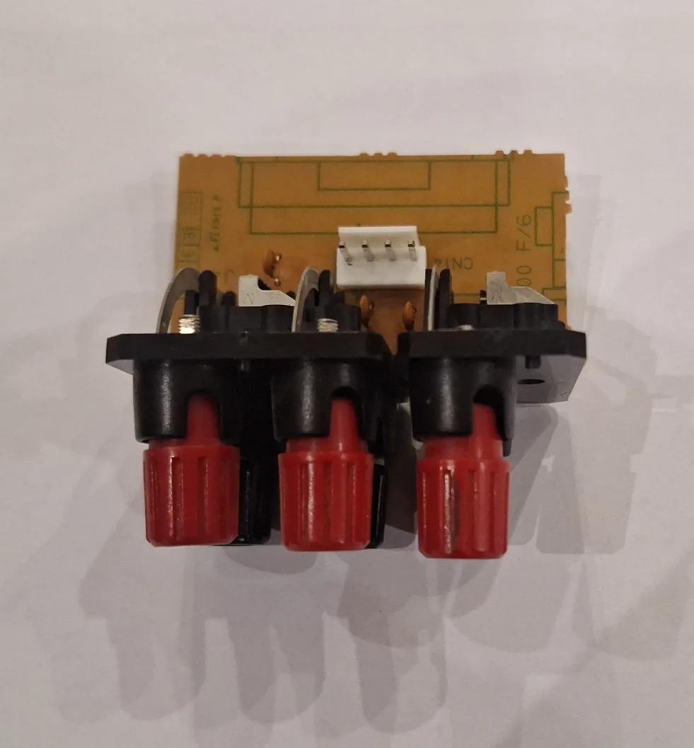 Плата с аудио разъёмом (X00 F/6) ресивера KENWOOD (KRF-V6020)
