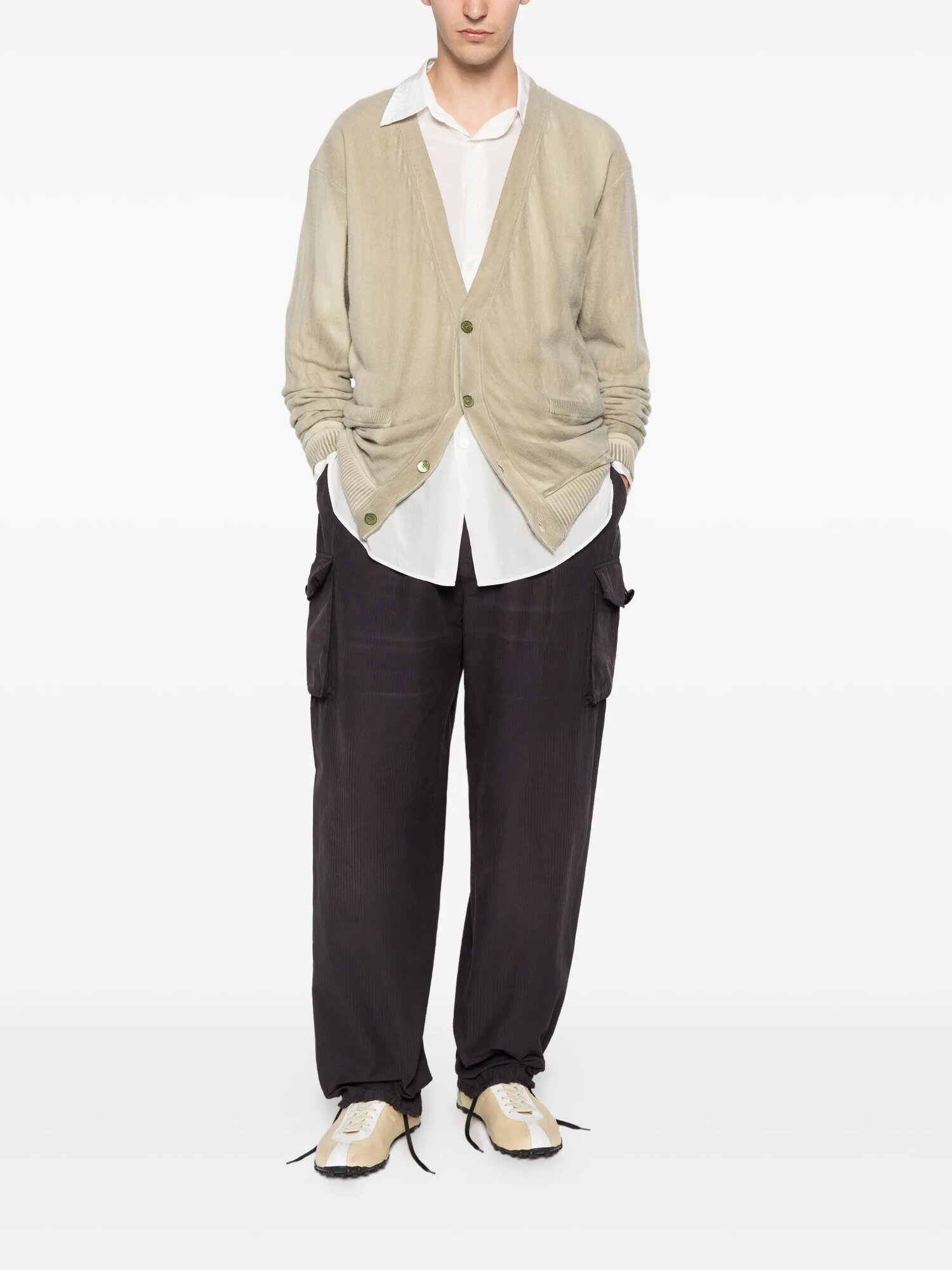 Брюки Maison Margiela Cargo-pockets tapered trousers, размер 48 — фото 1