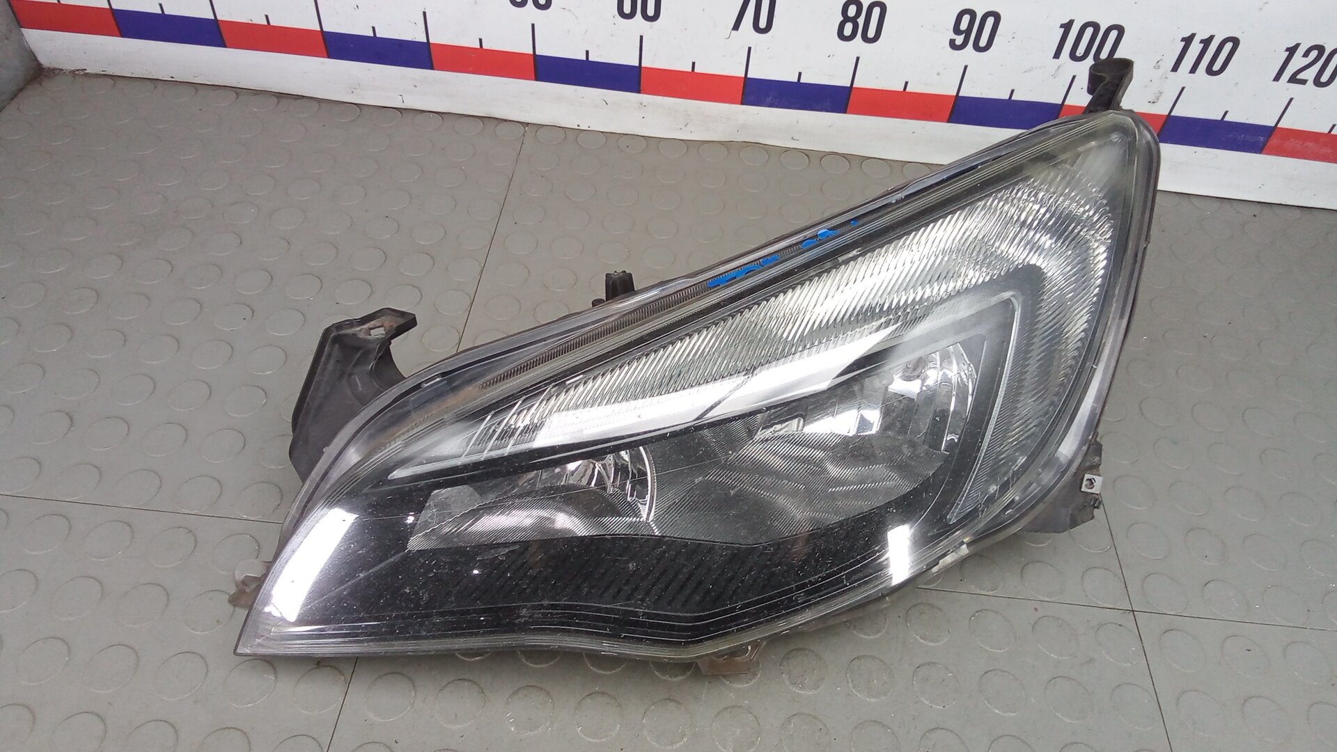 Фара левая OPEL ASTRA J