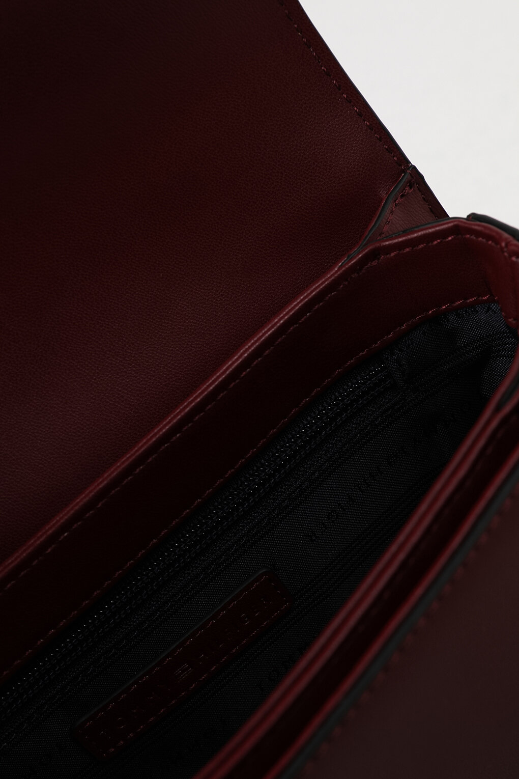 Сумка кросс-боди TOMMY HILFIGER, бордовый — фото 1