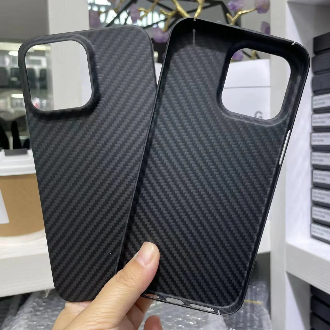 Чехол YTF из углеродного волокна для iphone Черный, для iphone14ProMax(6,7 дюйма), Black (Big hole)
