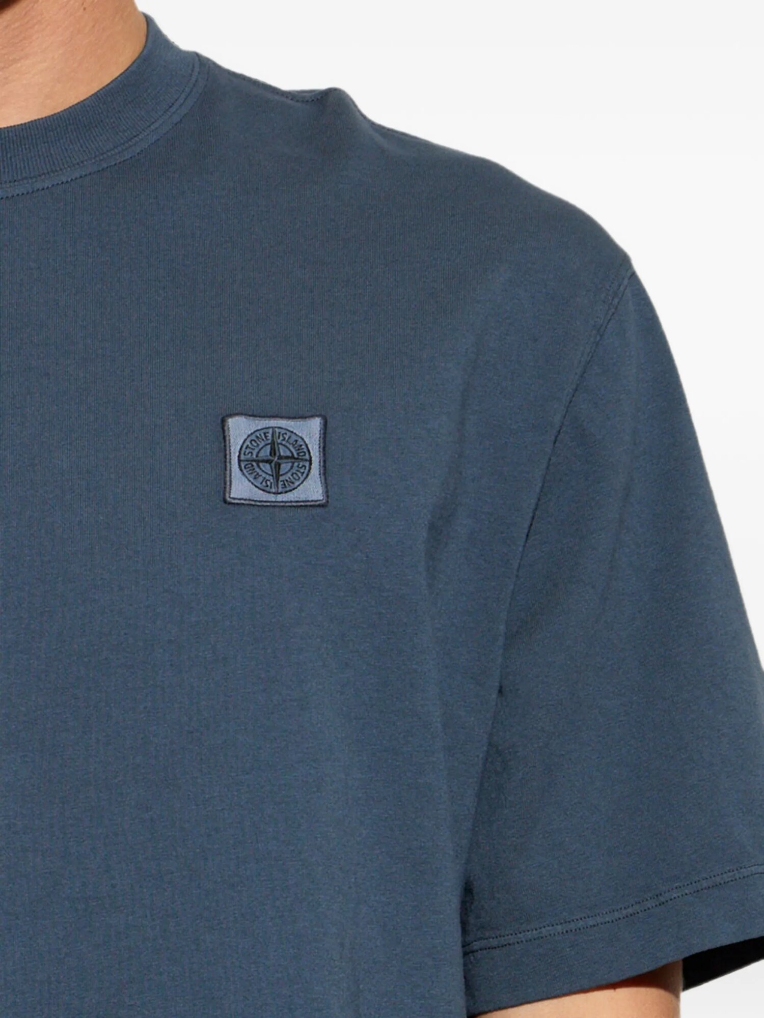 Футболка Stone Island Logo-patch T-shirt, размер XL, blue — фото 1