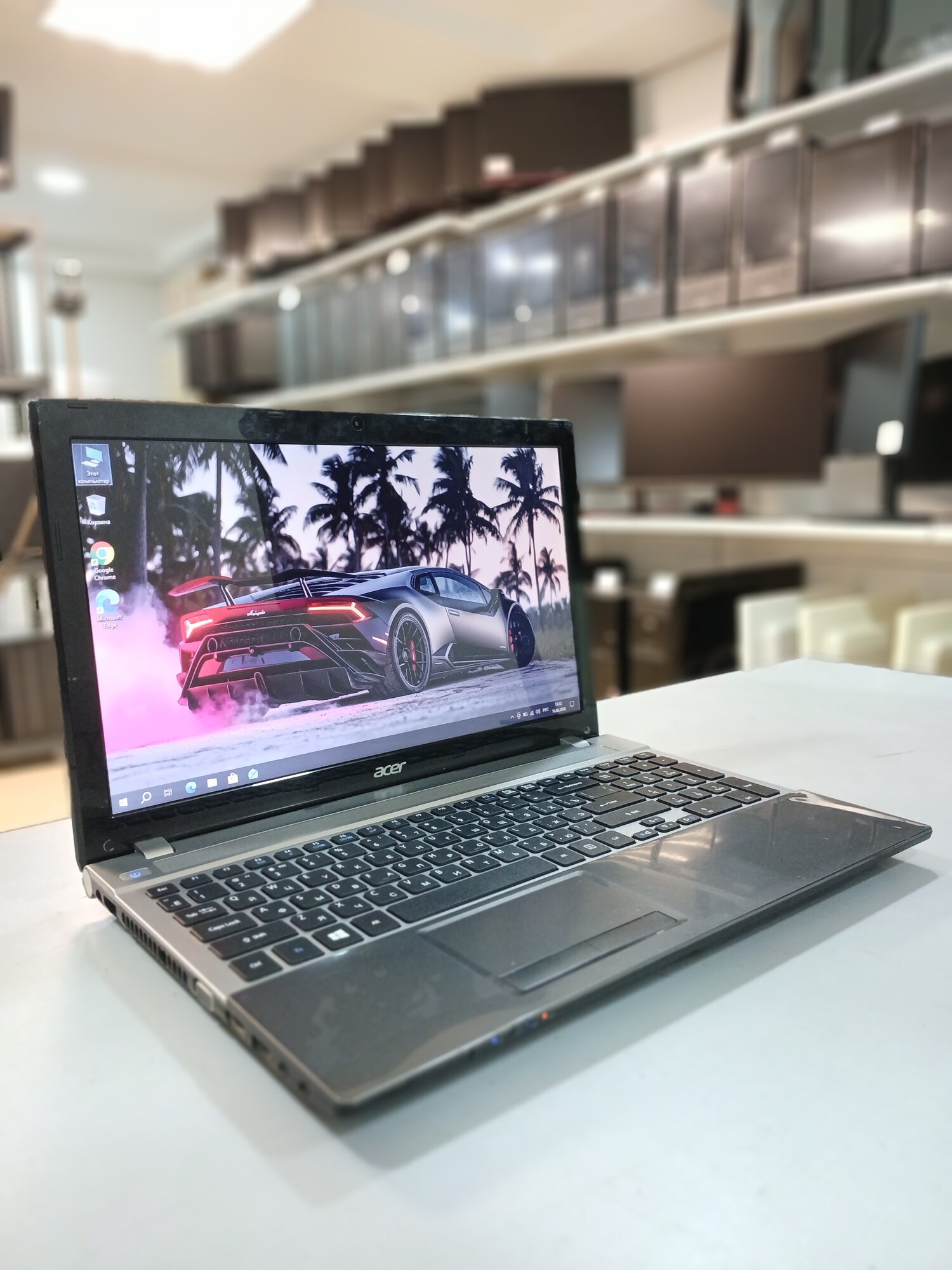 Ноутбук 15.6" Acer AMD A10, 8 ГБ, Radeon HD 7660G, SSD 120 ГБ