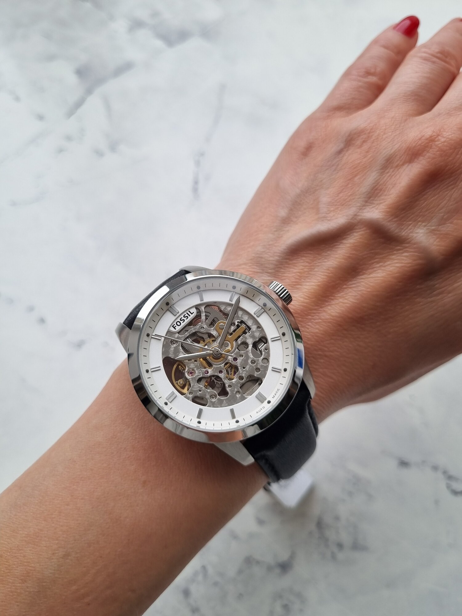 Наручные часы FOSSIL