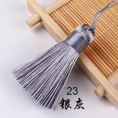 Серебряные кисточки декоративные 5 см
