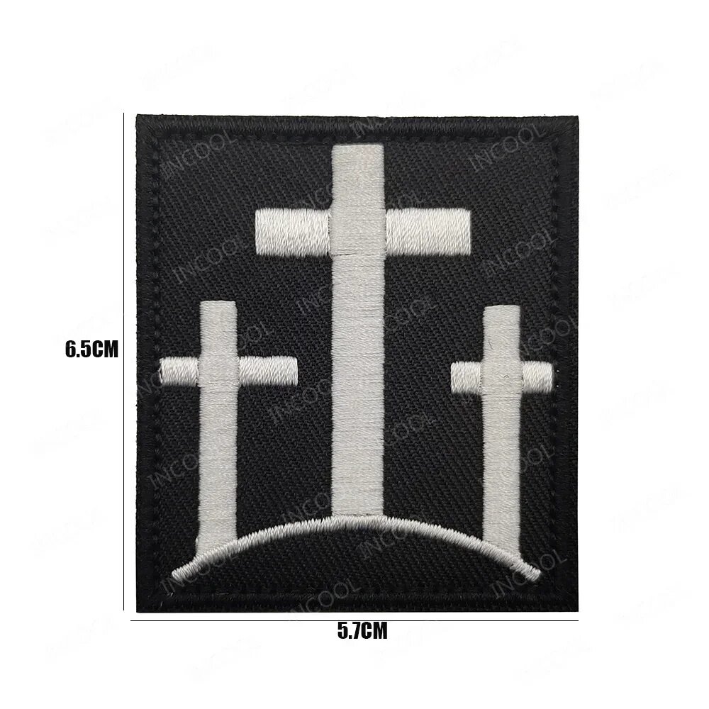 Нашивка крест христианский черная 6.5x5.7см
