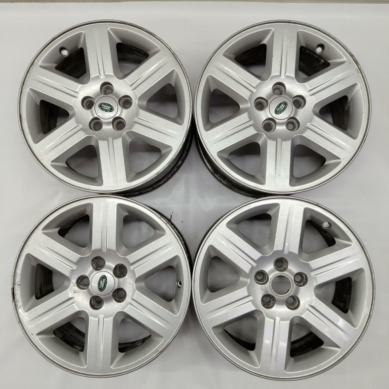 Колесные диски Land Rover 17x7.5 PCD 5x108 D63.3 ET55 (оригинал)