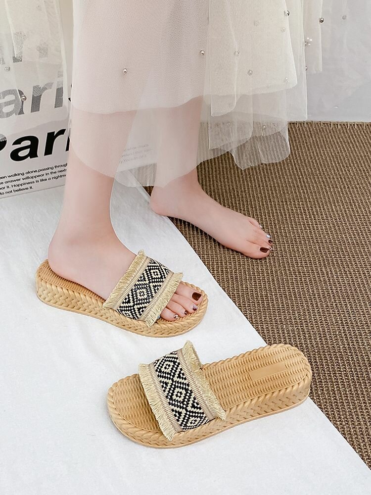 Шлёпанцы