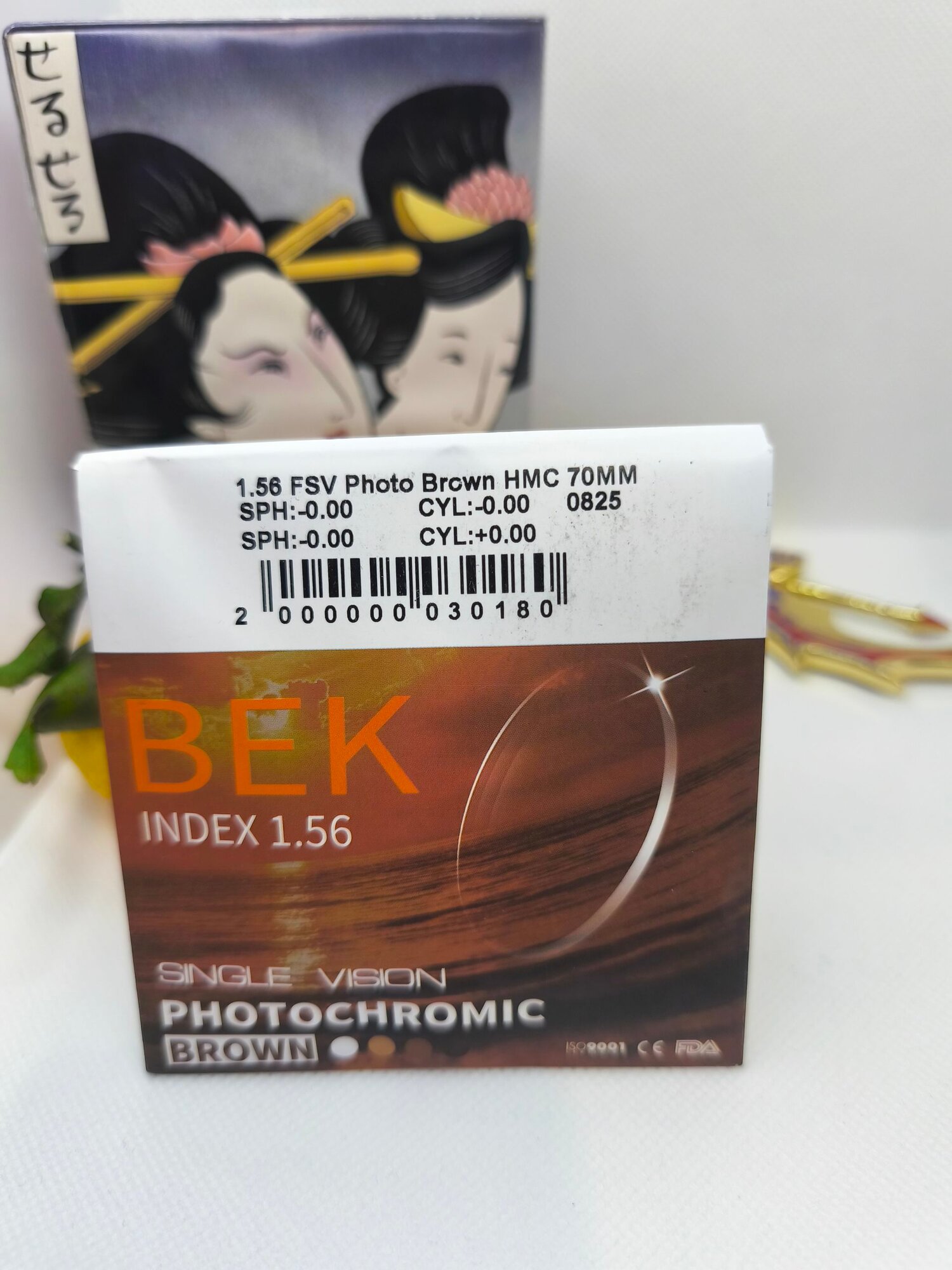 Линза Очковая фотохромная Век 1.56 Sph Hmc d70 mm Brown(Коричневый)