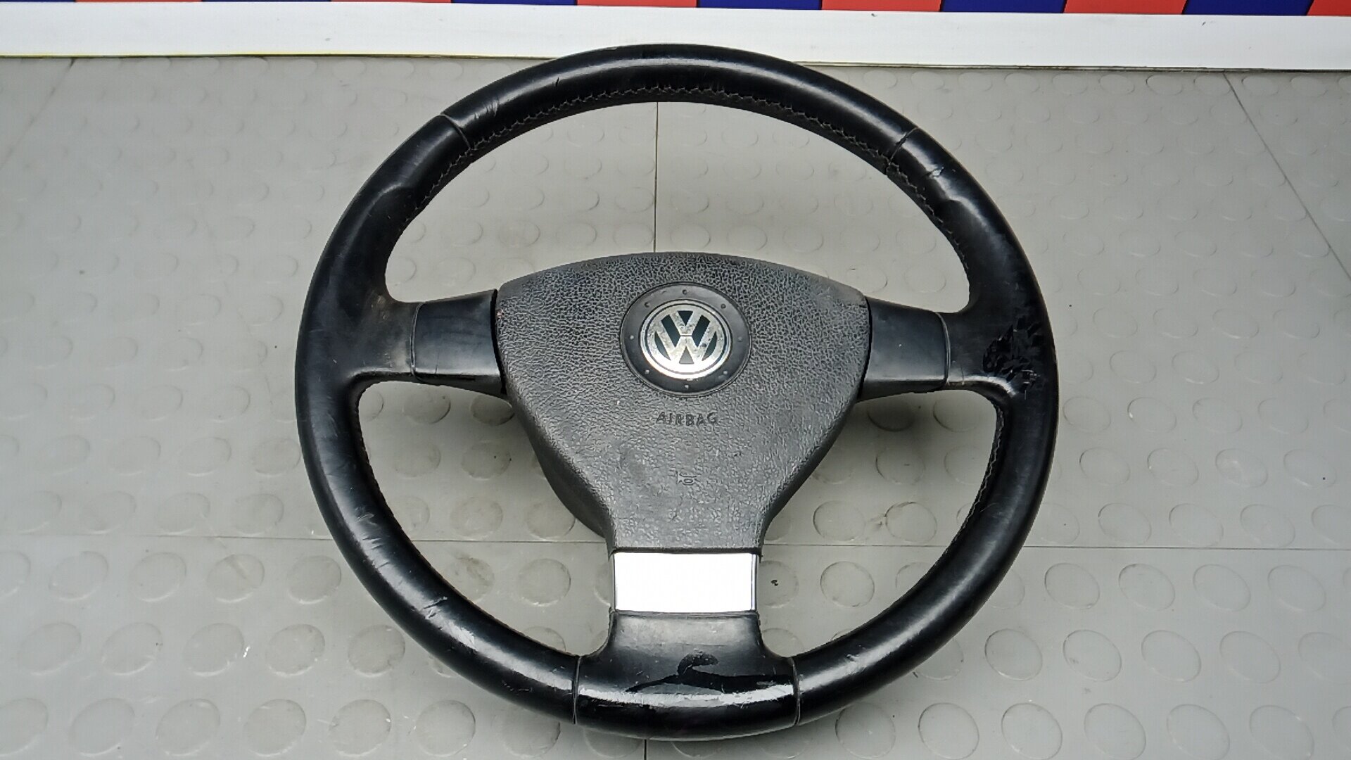Руль VOLKSWAGEN TIGUAN 1