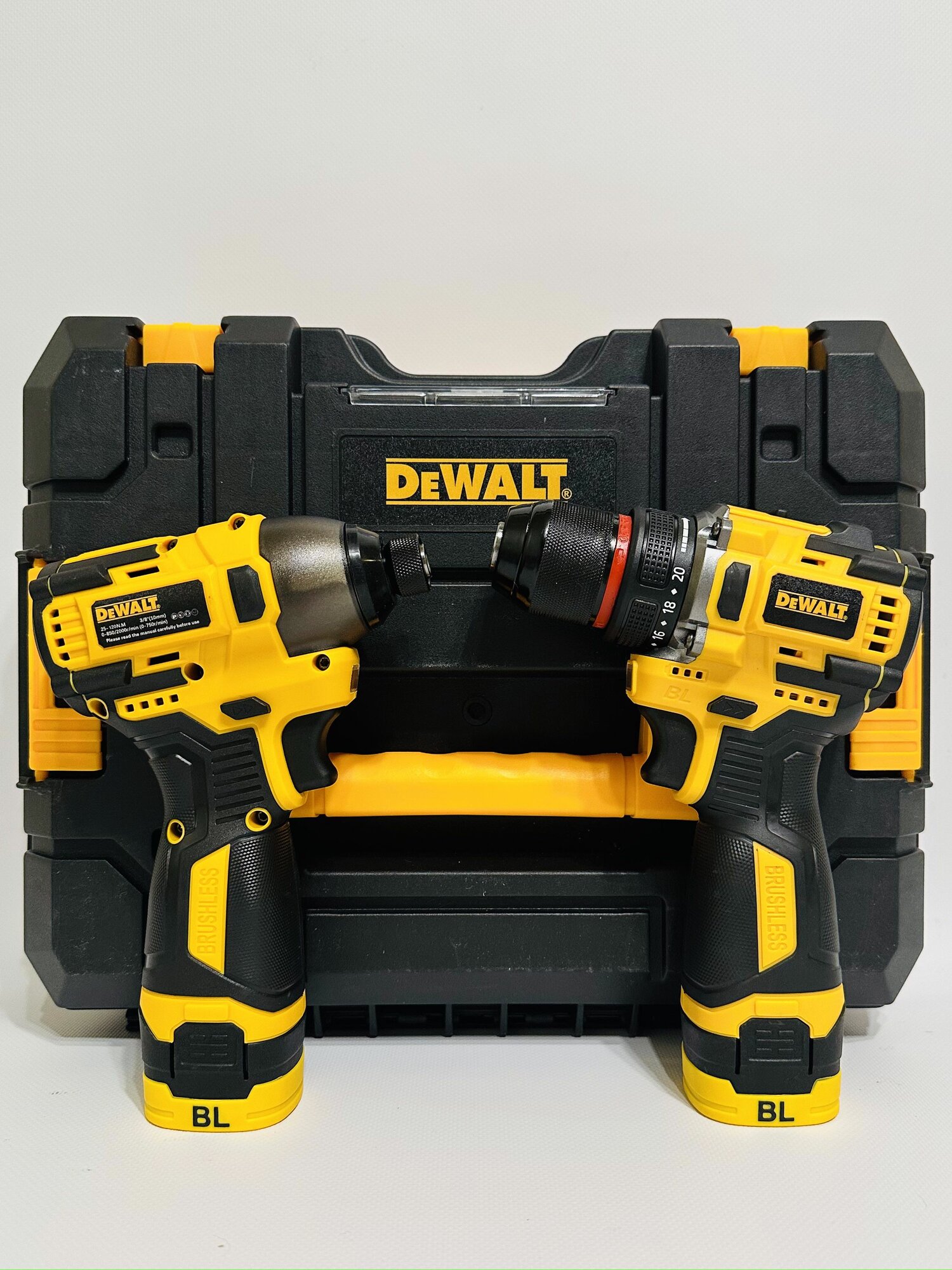 Набор 2в1 Шуруповёрт и Винтовёрт DeWalt