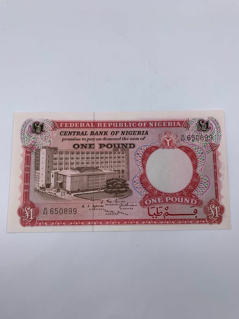 Банкнота Нигерия 1 фунт 1967 год UNC