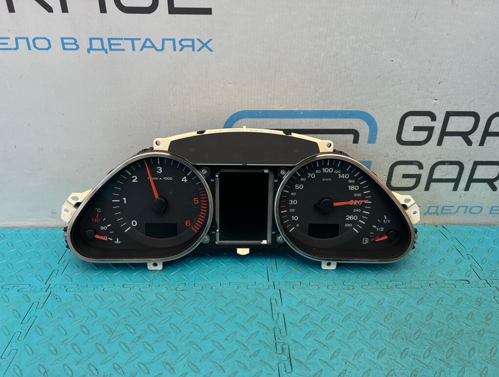 Панель приборов Audi Q7 2009 4LB CASA 3.0 OEM 4L0920900LX