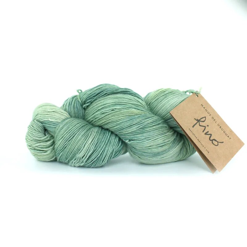 Lotus Yarns Manos Fino пряжа Merino/Silk ручная работа 435 Opal