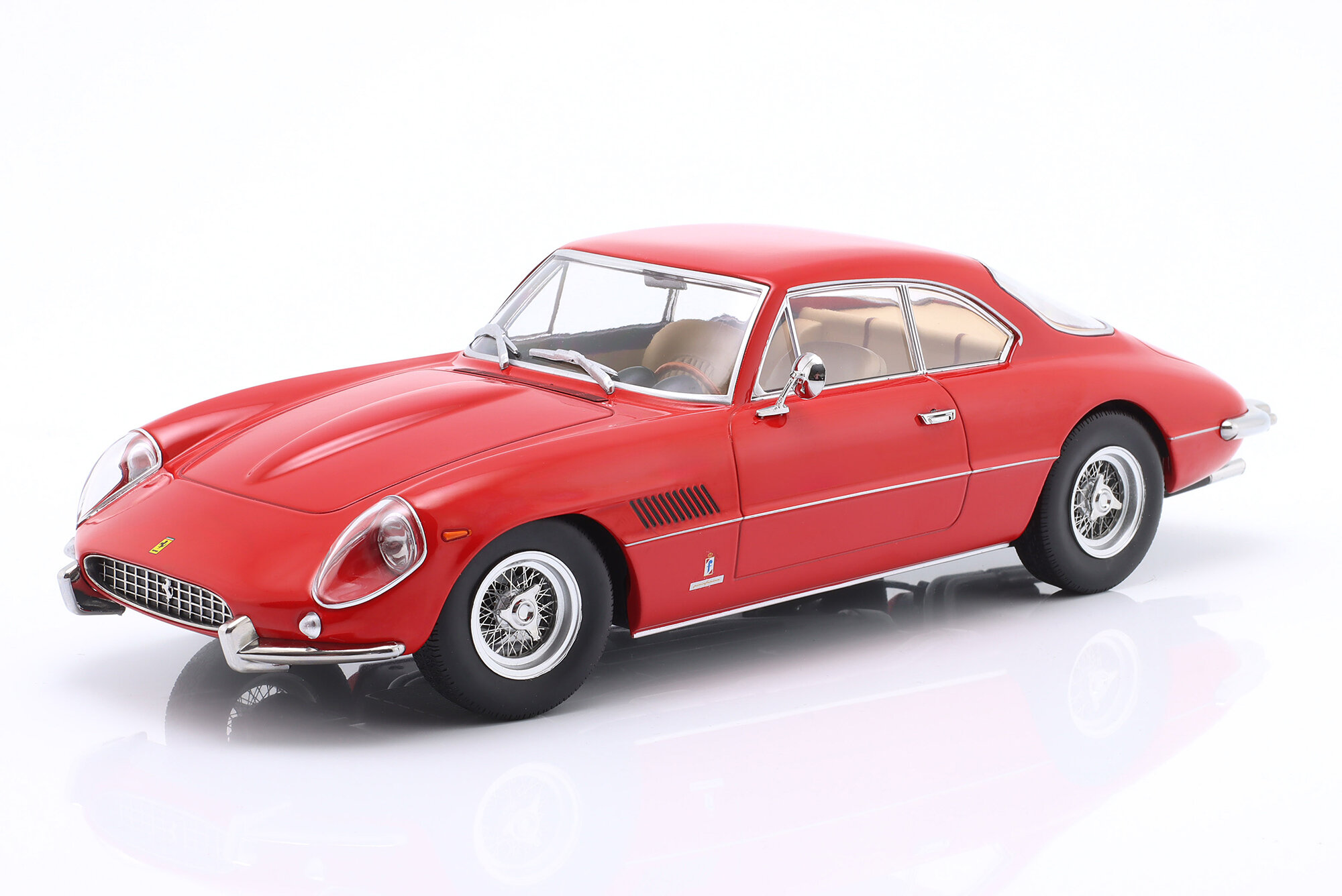 Модель коллекционная KK-SCALE Ferrari 400 superamerica 1962 red