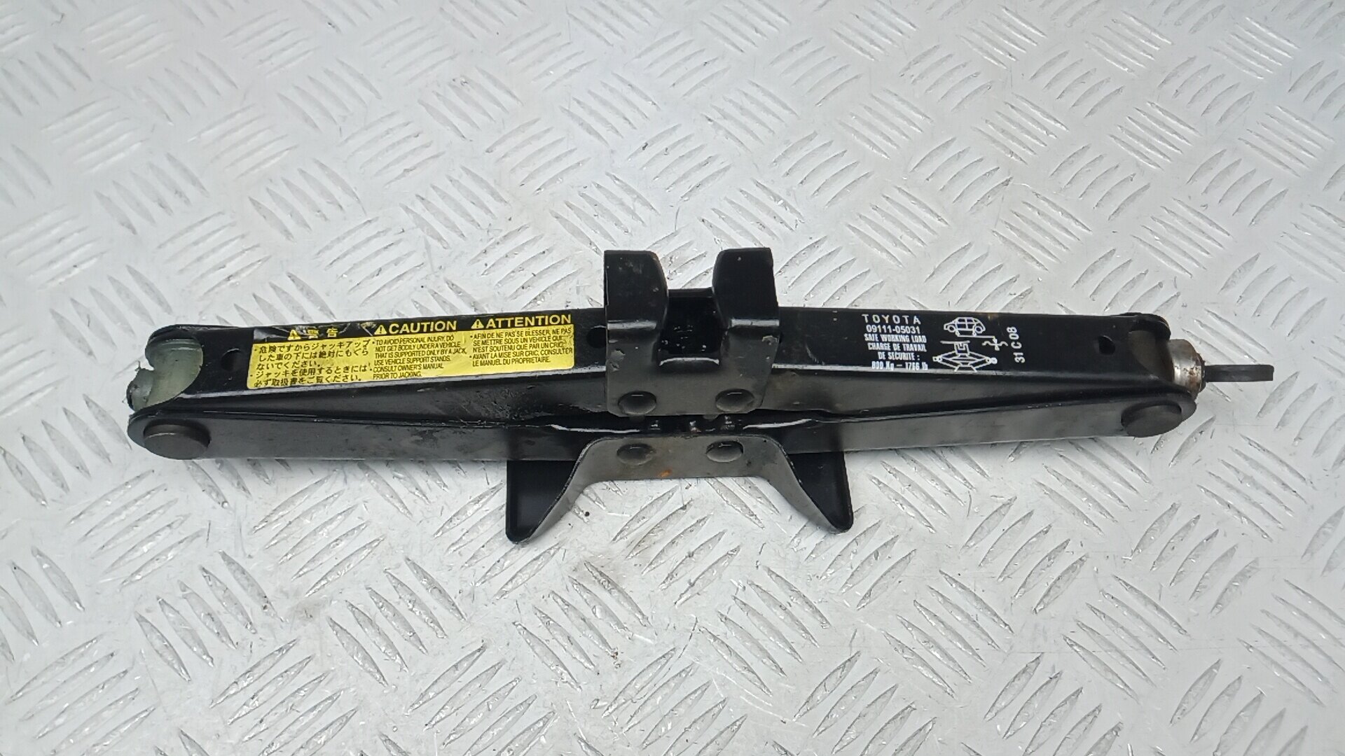 Домкрат TOYOTA AURIS E150 — фото 1