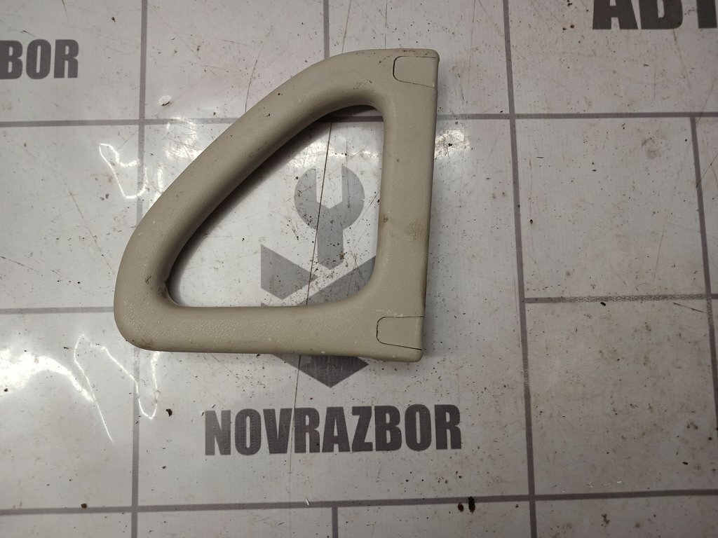 Ручка внутренняя потолочная Mitsubishi Pajero /Montero Sport (K9) 1998-2008