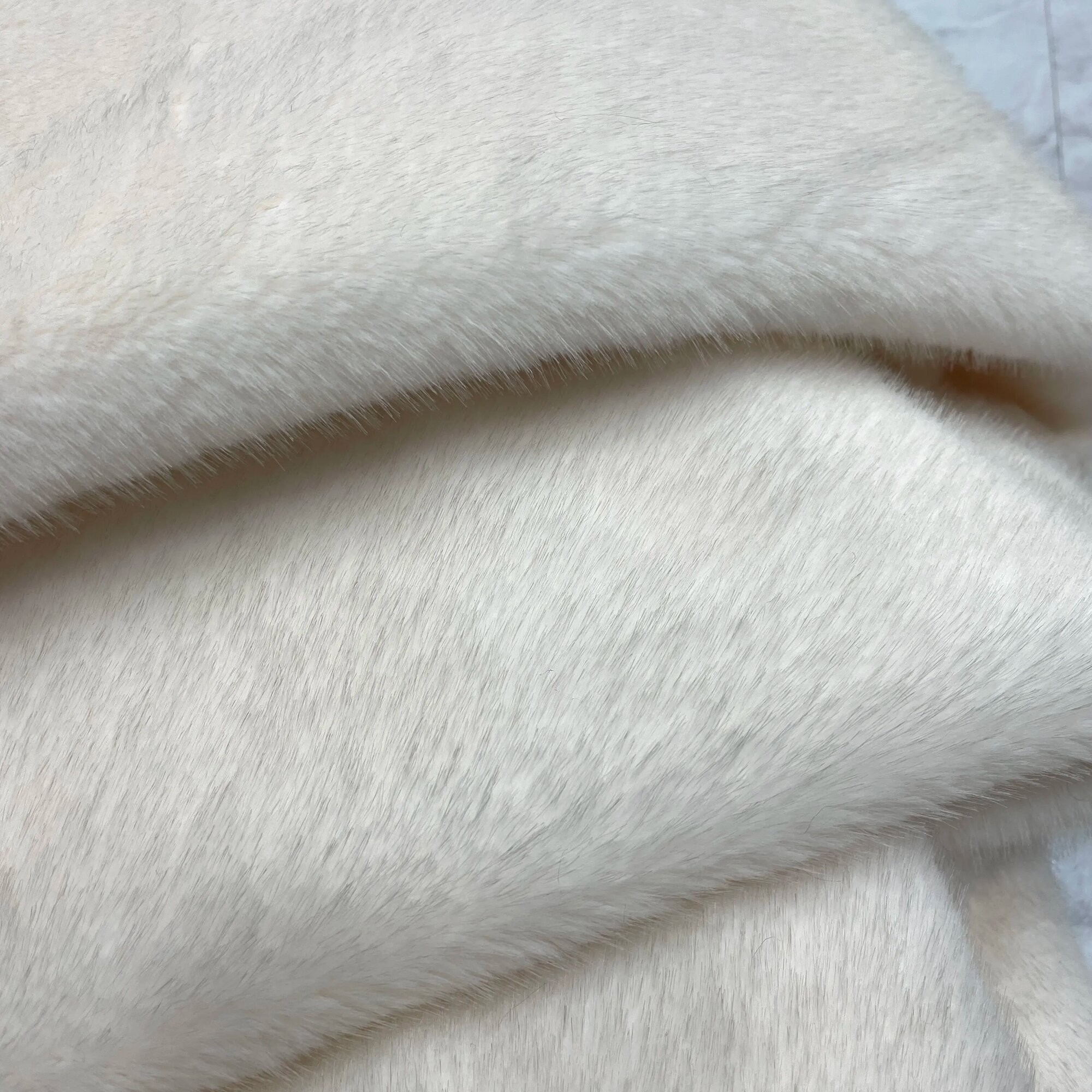 Искусственный мех норки серебристо-синий 12 мм для рукоделия Белый, beige