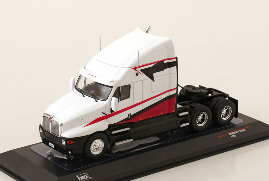 Модель коллекционная IXO Kenworth T2000 szm 1998 седельный тягач / кенворт T2000 седельный тягач белый