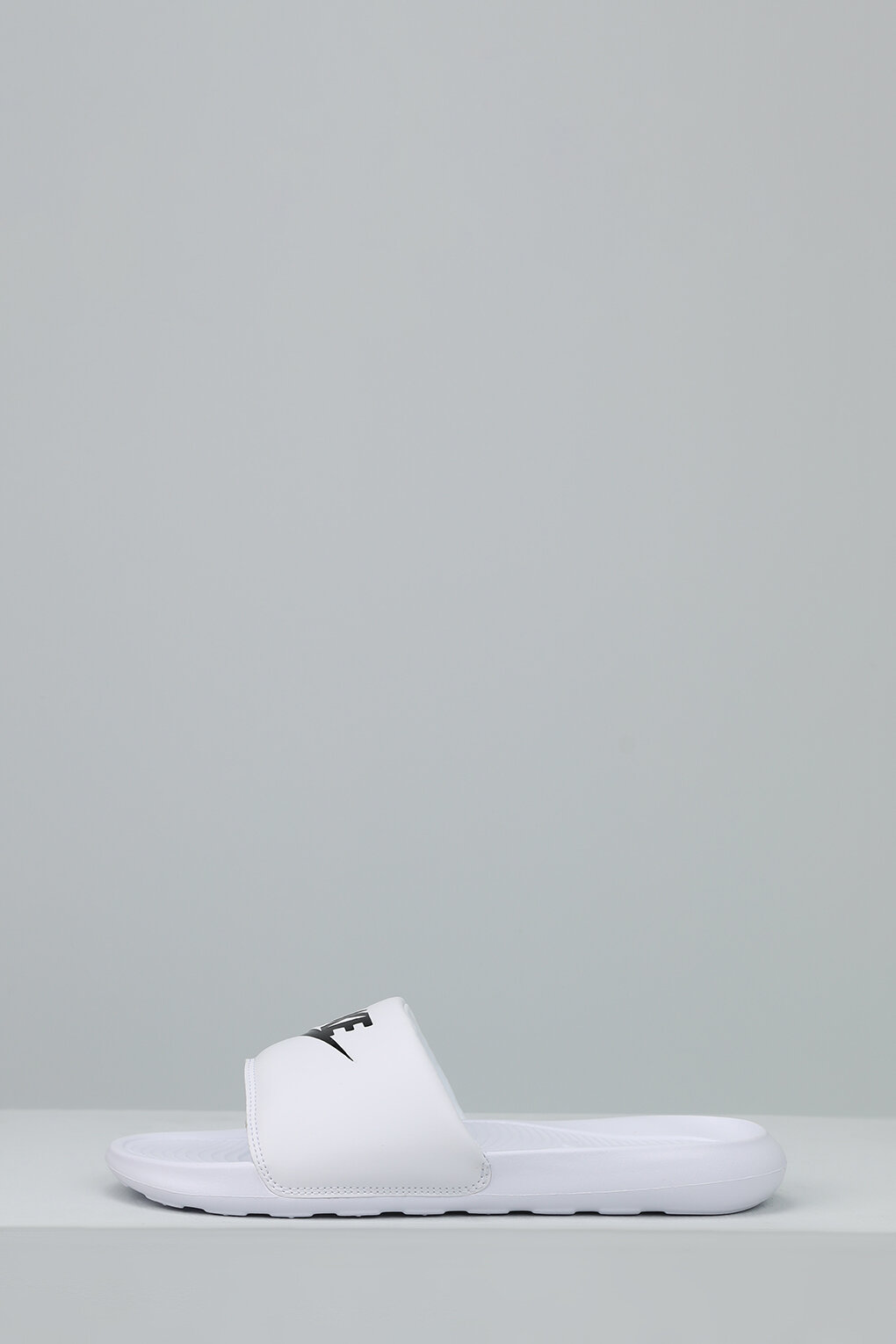 Шлёпанцы NIKE, размер 6, белый,