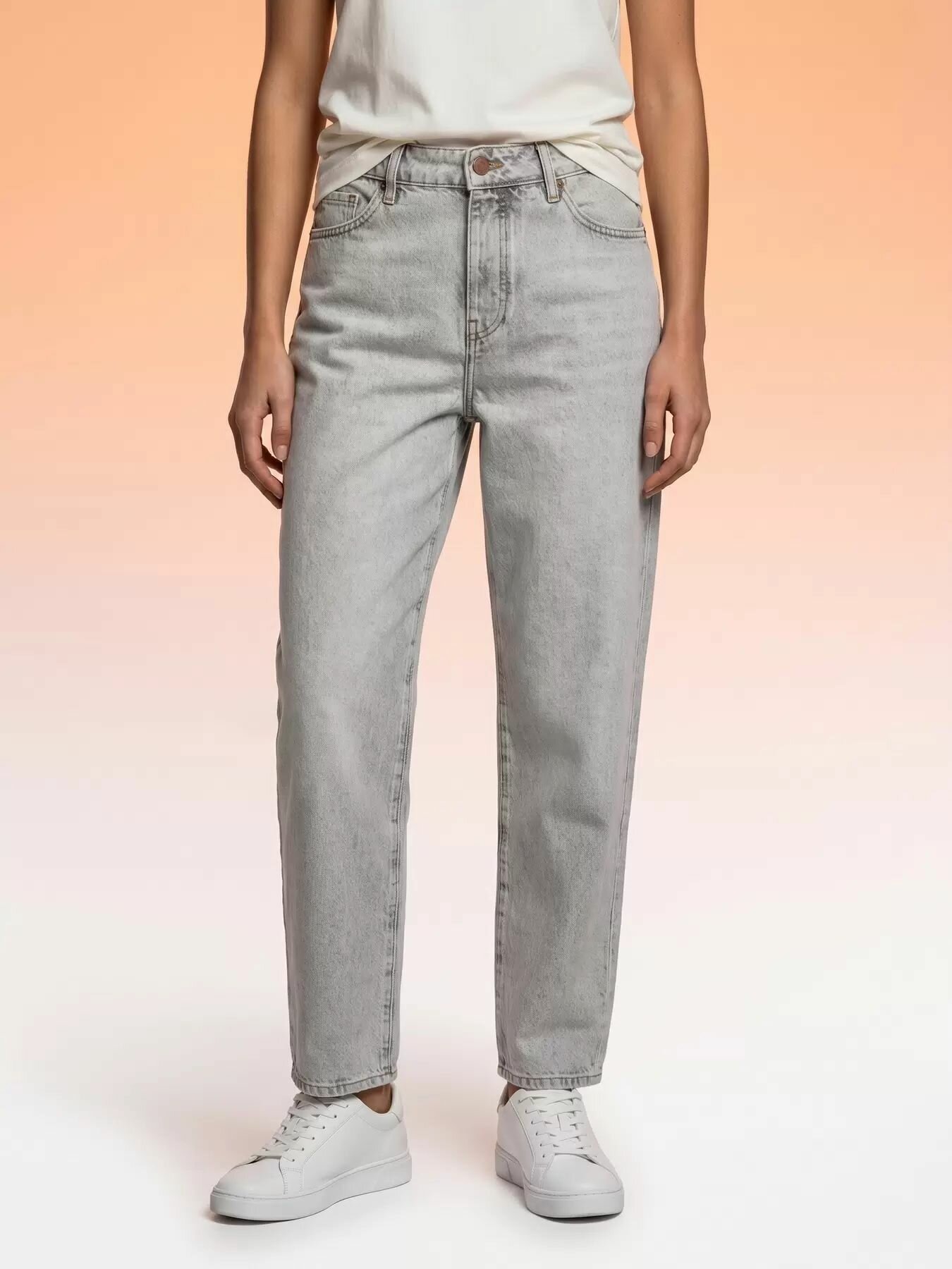 Джинсы Armani Exchange