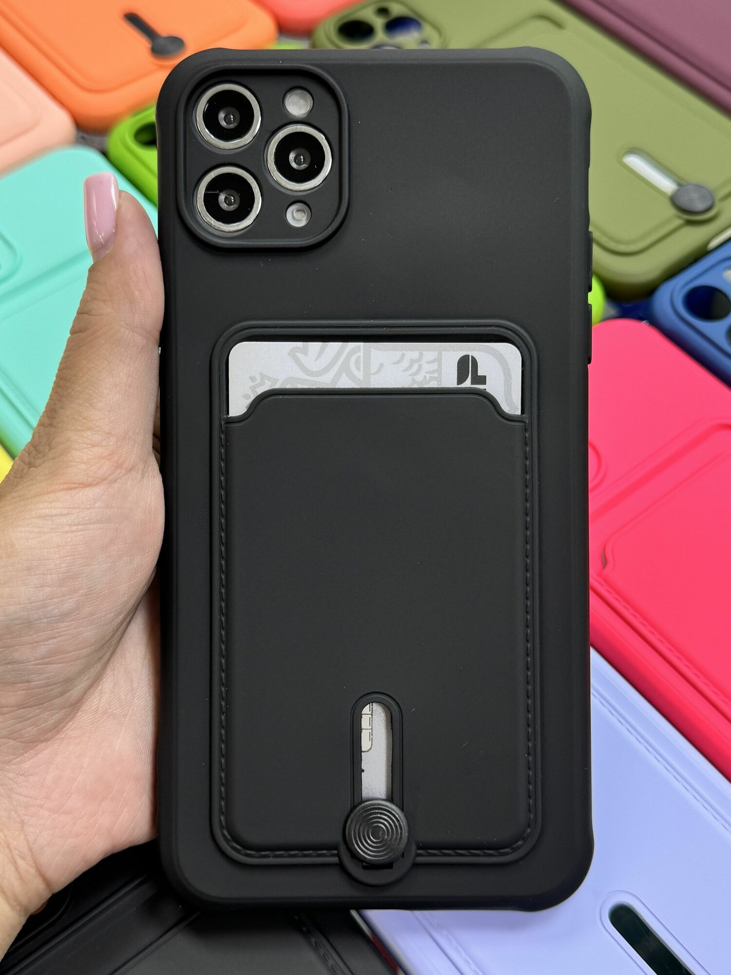 Чехол для iPhone 11 Pro Max с карманом для банковской карты.