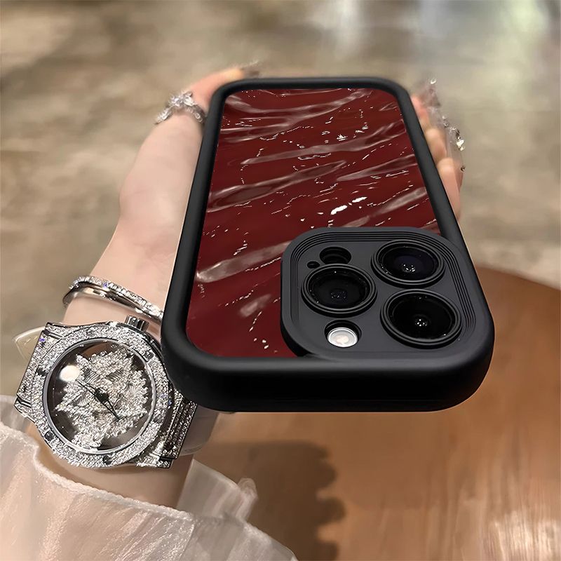 Чехол на Айфон 12 Про / iPhone 12 Pro чёрный с бордовой рябью на воде, премиальный ударопрочный антицарапинный чехол