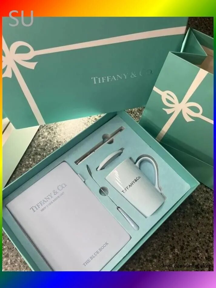 Набор бокс Tiffany & Co ежедневник блокнот, стакан, ручка, ложка.
