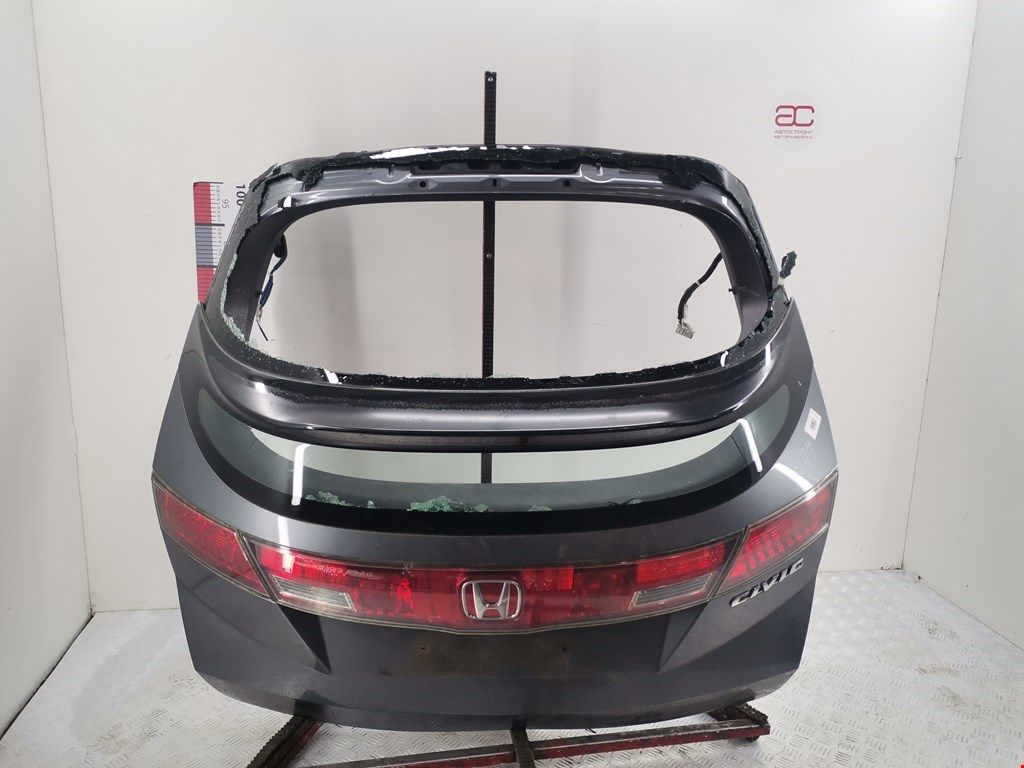 Крышка багажника (дверь багажника) / 1701139 68100-SMG-E00ZZ 68100SMGE00ZZ для Honda Civic 8 (с пробегом)