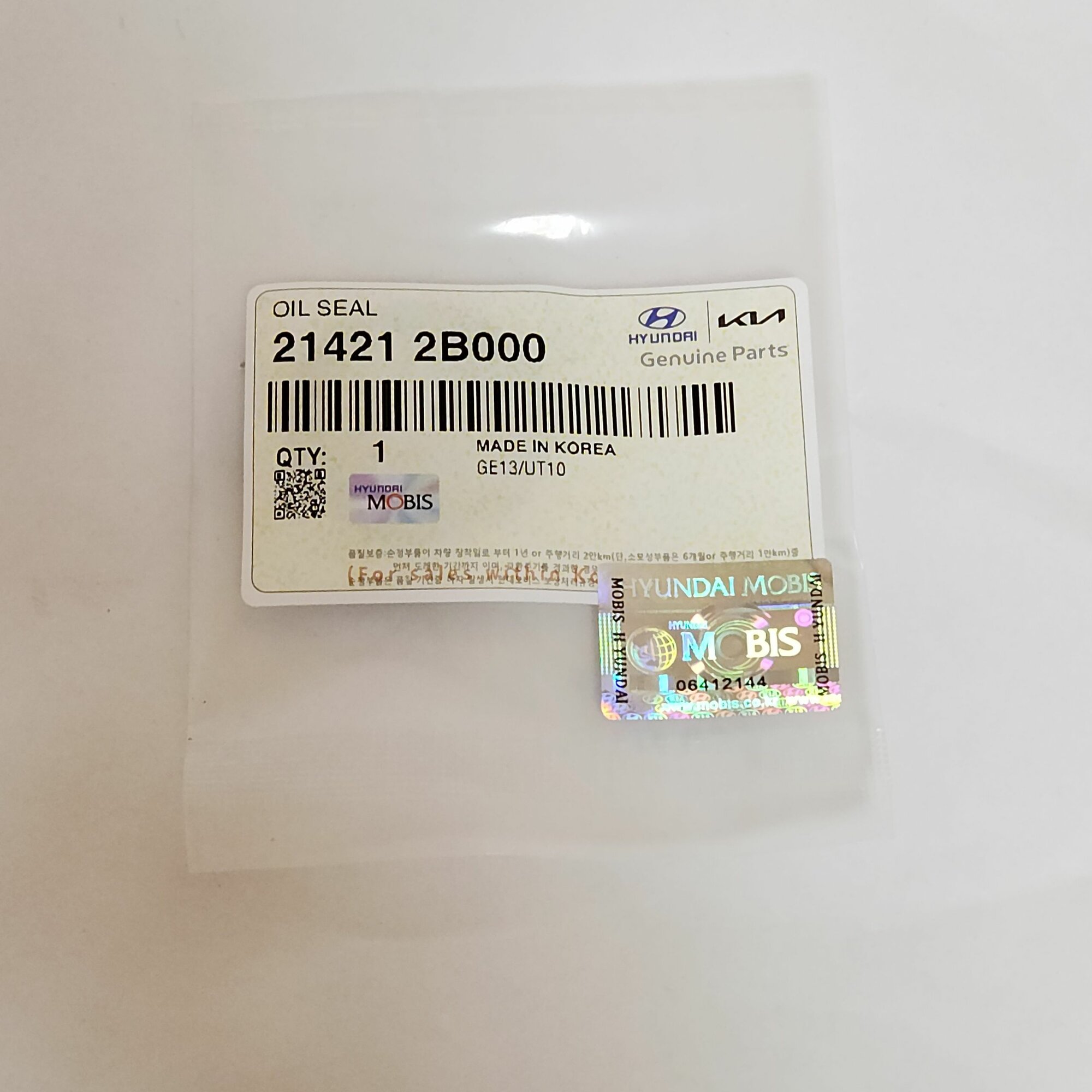 Сальник коленвала передний Hyundai-Kia 214212B000