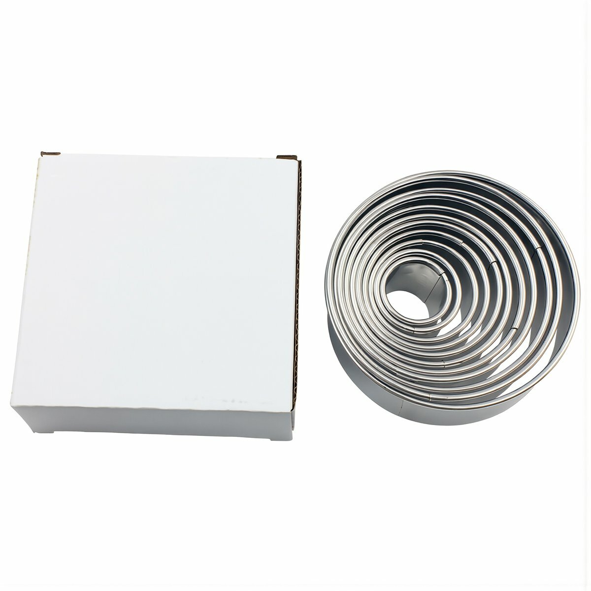 Набор круглых вырубок для выпечки 11 шт из нержавеющей стали для печенья мусса тортов в металлической коробке, Набор 11 шт в белой коробке