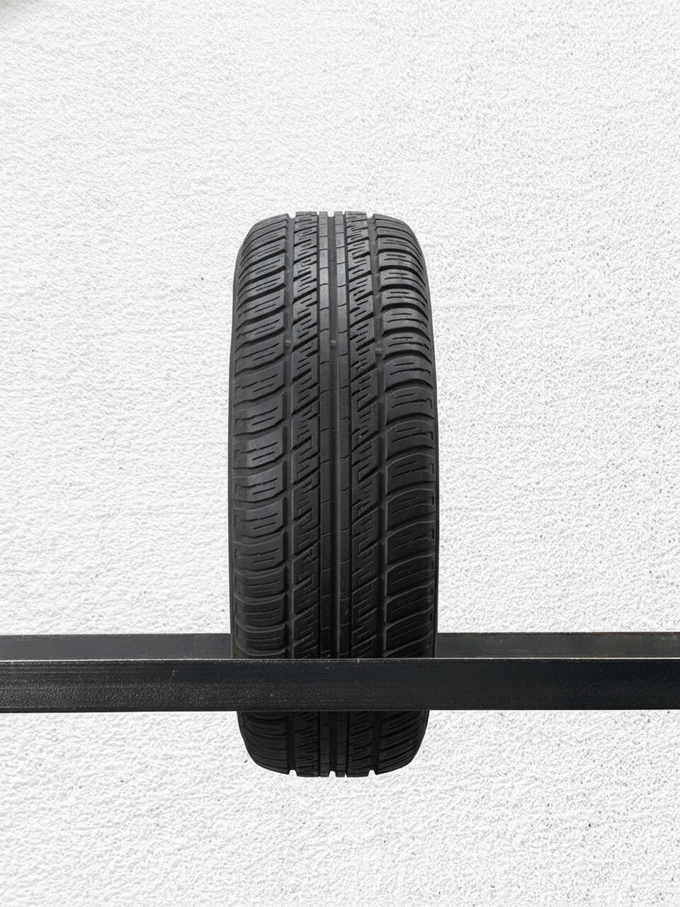Летние шины MEDVED Я-630 185/65 R14 25% износ XSW002