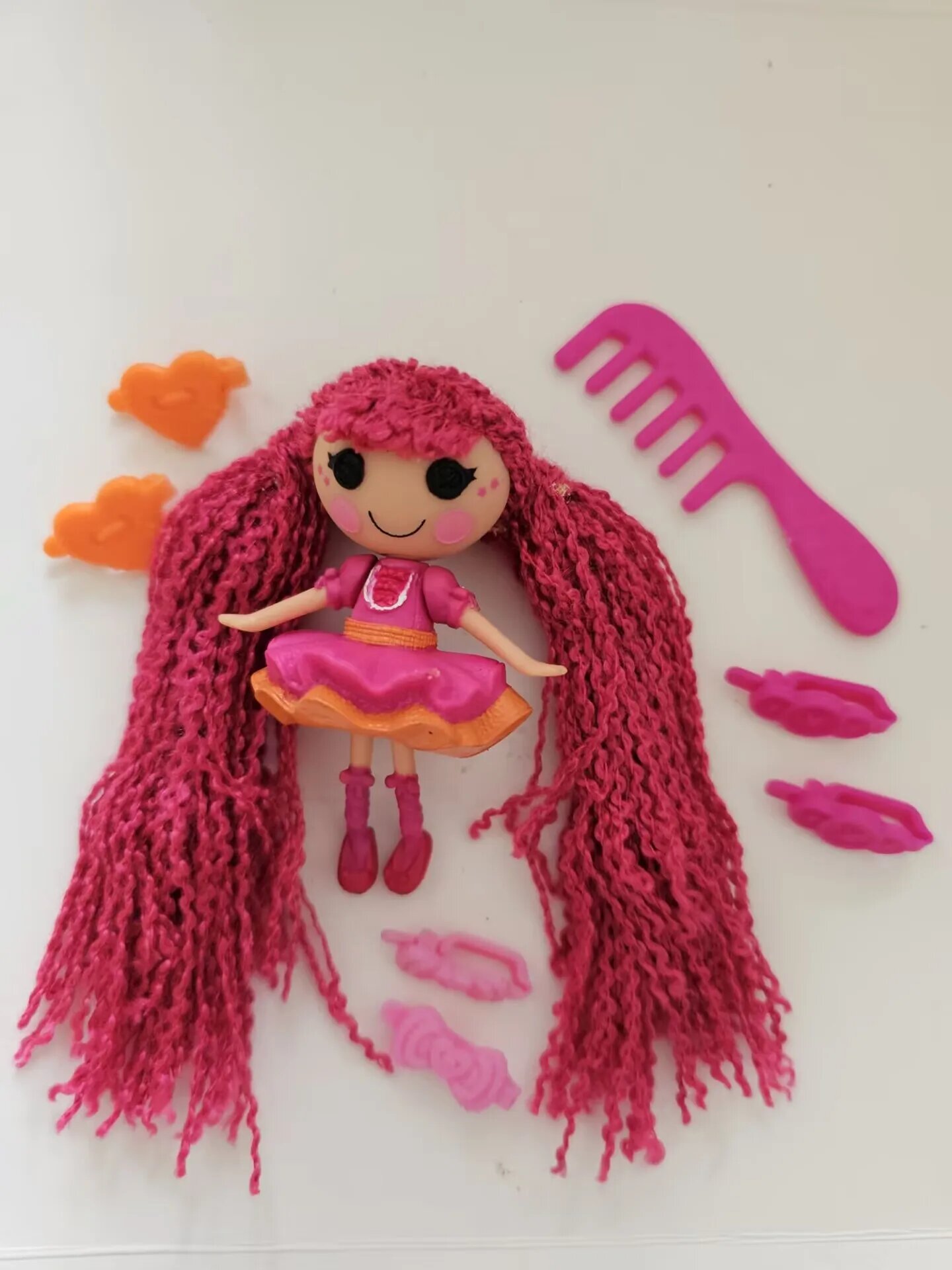 Кукла Lalaloopsy из пластика